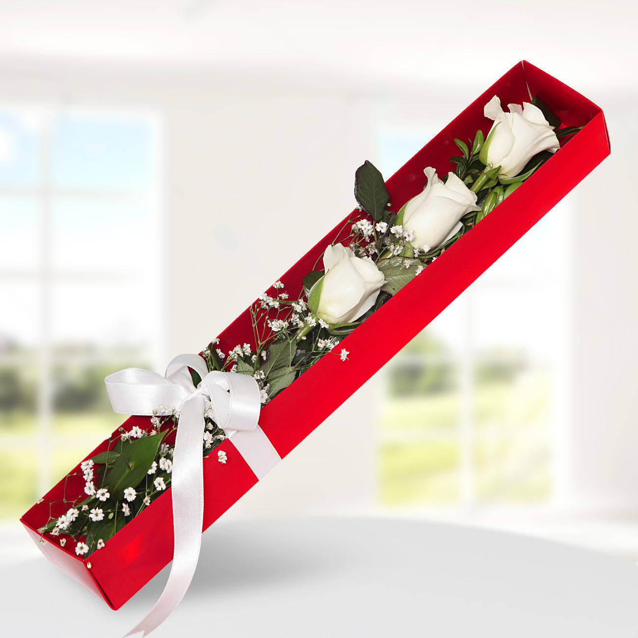 Send flowers Turkey, 3 White Roses in Elegant Box from 8USD